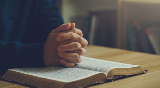 5 Pentecostal Churches: From Historical Roots to Modern Practices